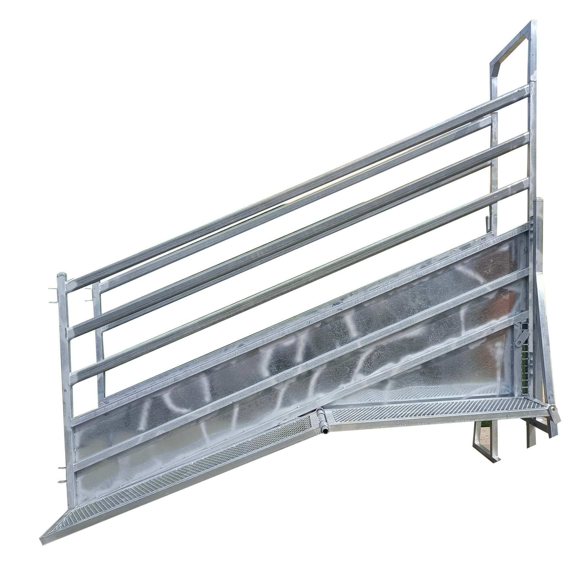 Adjustable Cattle panel loading ramp with walkway, 3.6m long
